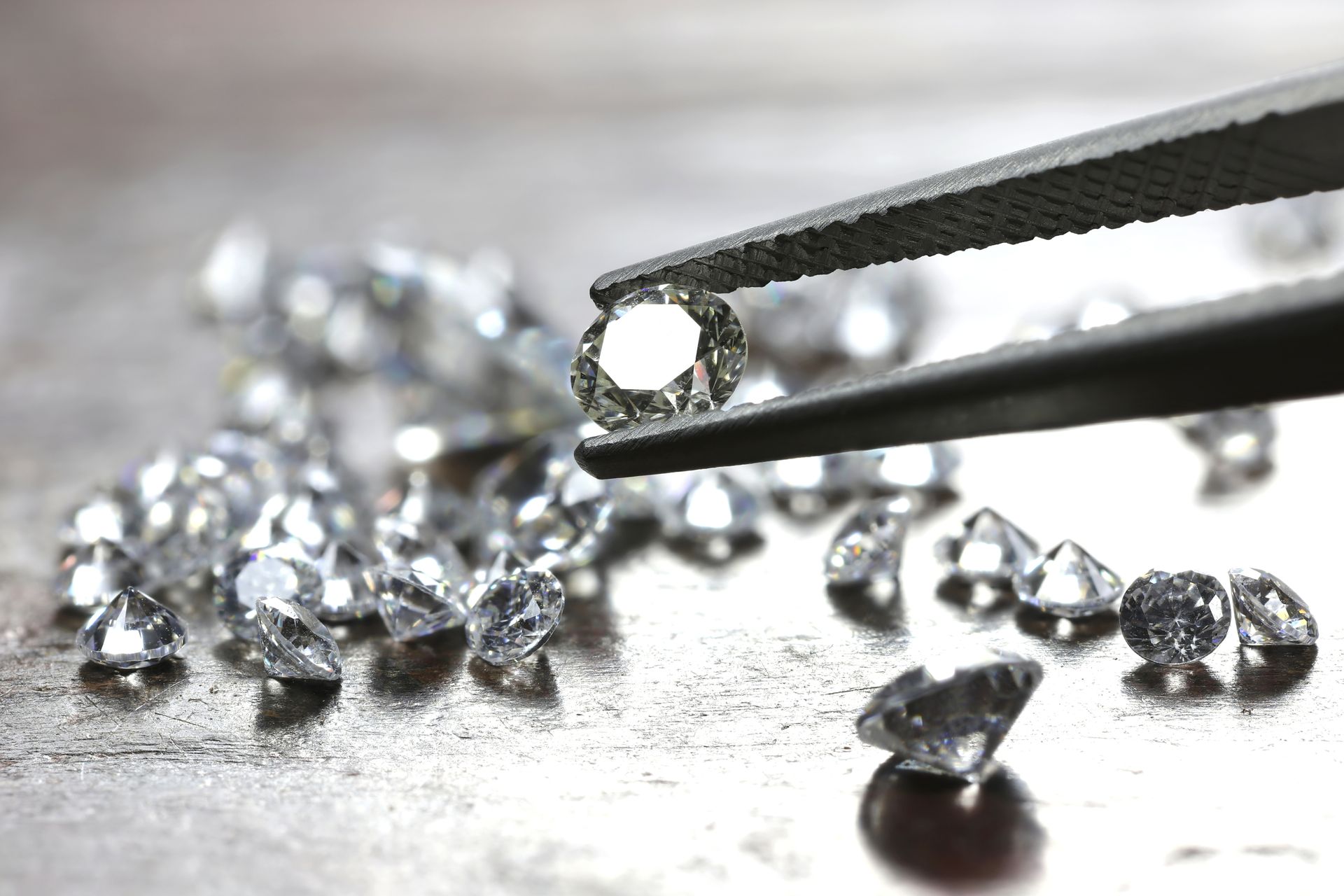Anglo sees diamond market "regaining its balance" as De Beers sales ...